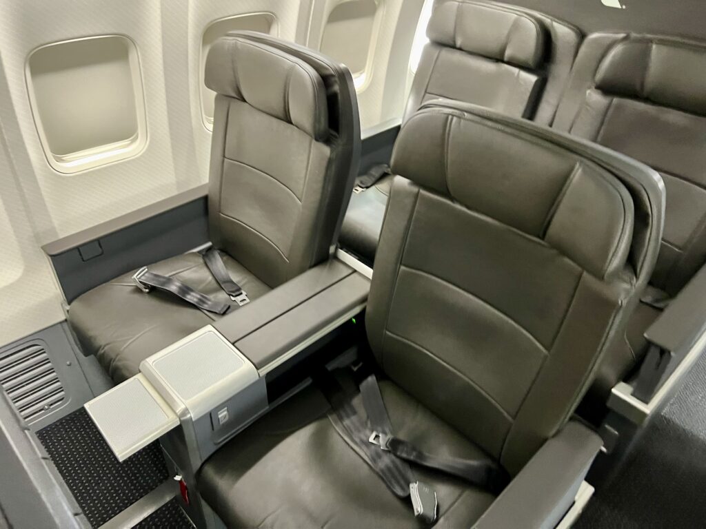 American Airlines Boeing 737 800 First Cl Seat Map - Infoupdate.org American Airlines Boeing 737 800 First Cl Seat Map - Infoupdate.org