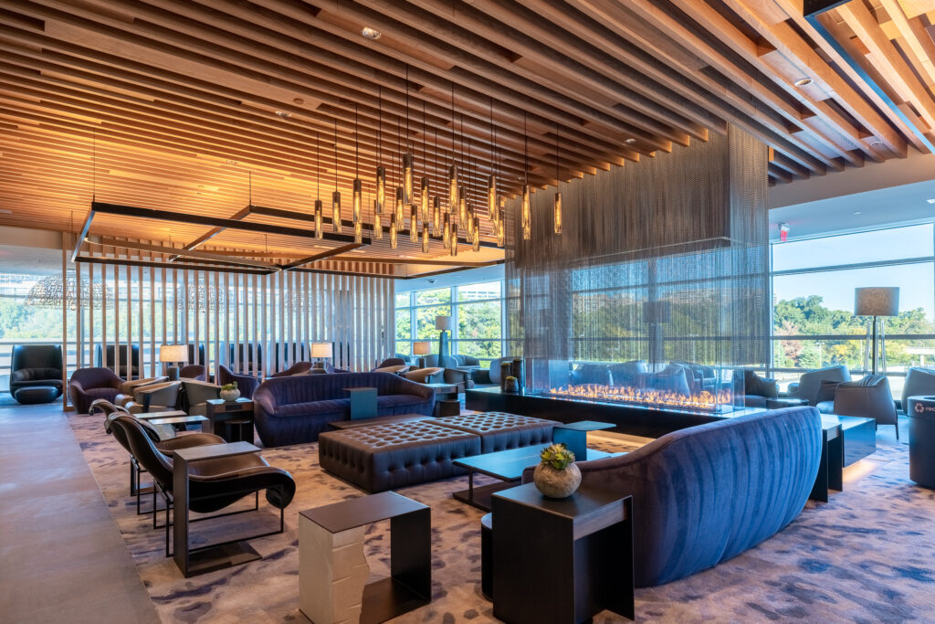Review: American Airlines Admirals Club Concourse C Charlotte (CLT ...