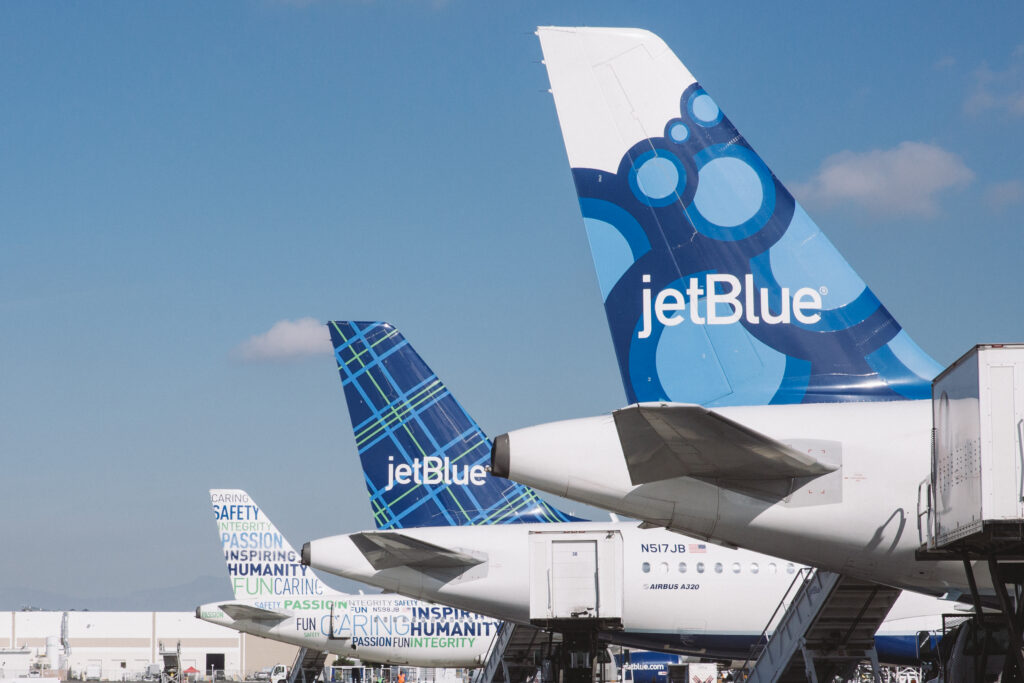 JetBlue Begins Accepting Venmo for Online Bookings - ATX Jetsetter