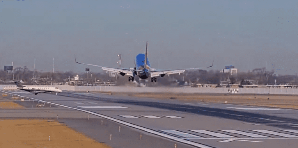 Review: Alaska Airlines Boeing 737-900 First Class (AUS-SAN) - ATX ...