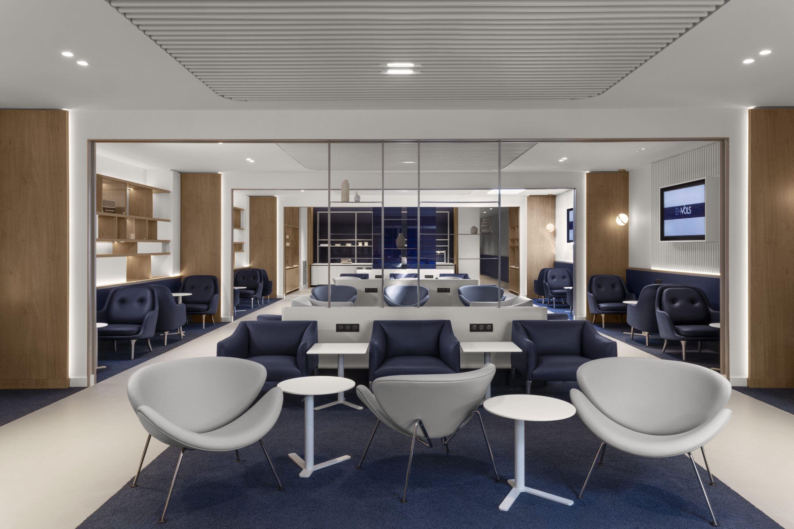 Air France Unveils Redesigned Lounge at Paris Charles de Gaulle Airport ...