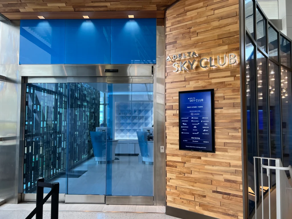 Review: Delta Sky Club Austin - ATX Jetsetter