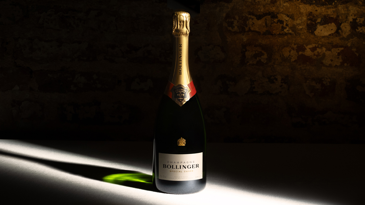 American is Serving Bollinger Champagne in Business Class - ATX Jetsetter